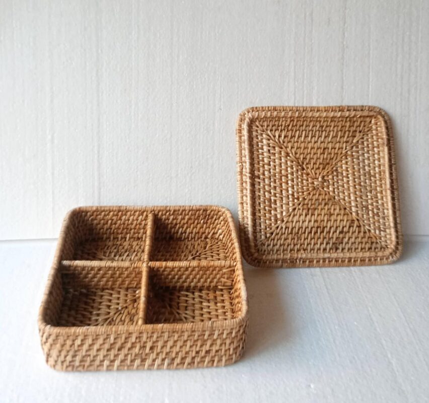 Cane Square Box with compartments, EC 154 - ETHICA ONLINE